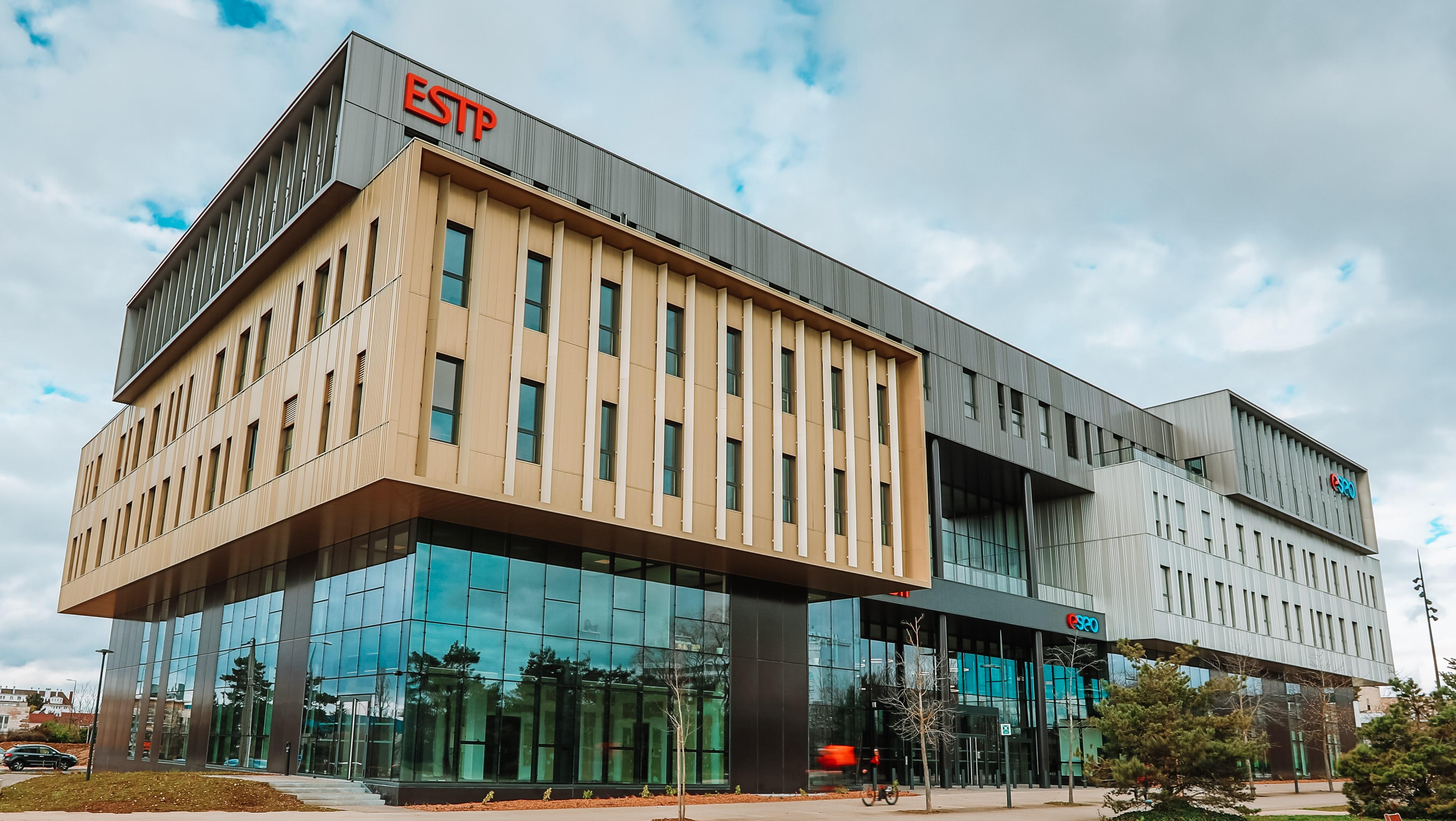 Campus ESTP de Dijon - Accueil de la promotion 2024